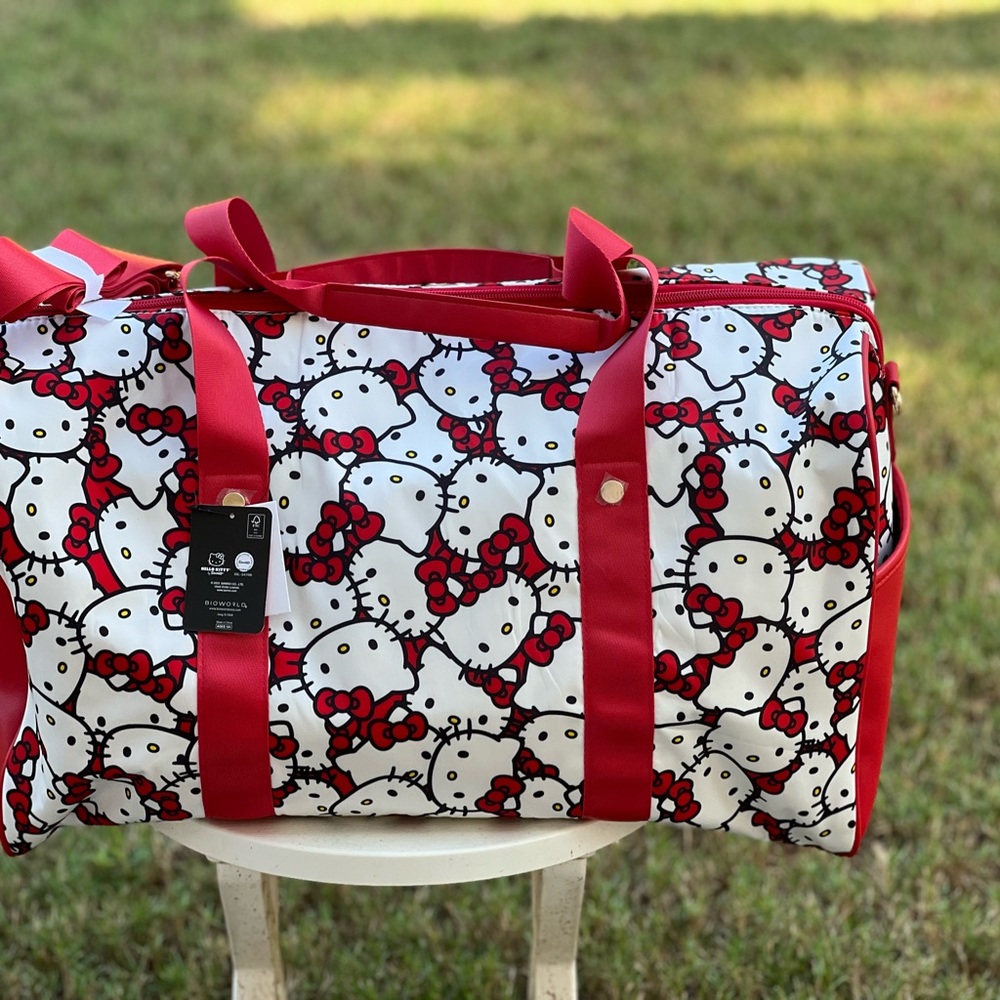 Hello Kitty Red Duffle Bag (Travel Workout Sleepover) - Gem